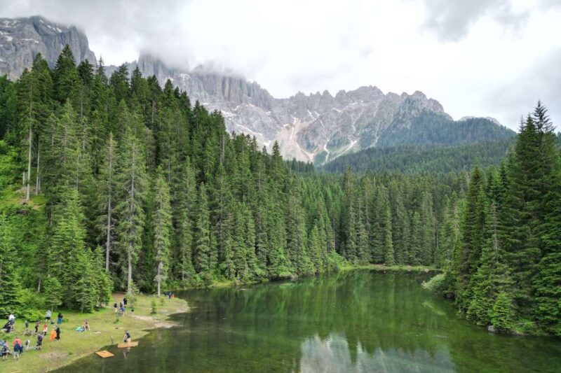 Lago di Mezzo: Dove si Trova e Come Arrivare